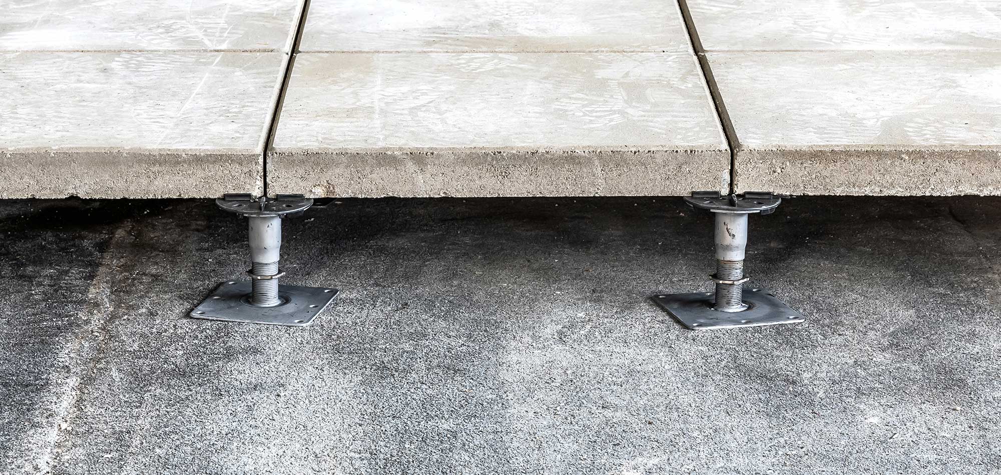 Pedestals & Supports | RYNO Systems